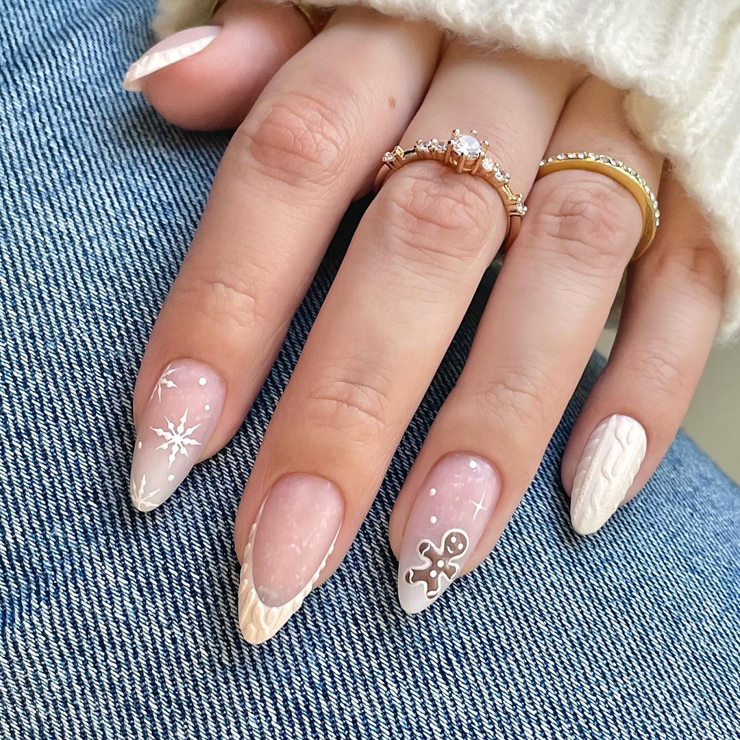 35+ Sparkly, Sweet, and Stylish Holiday Nails You’ll Obsess Over