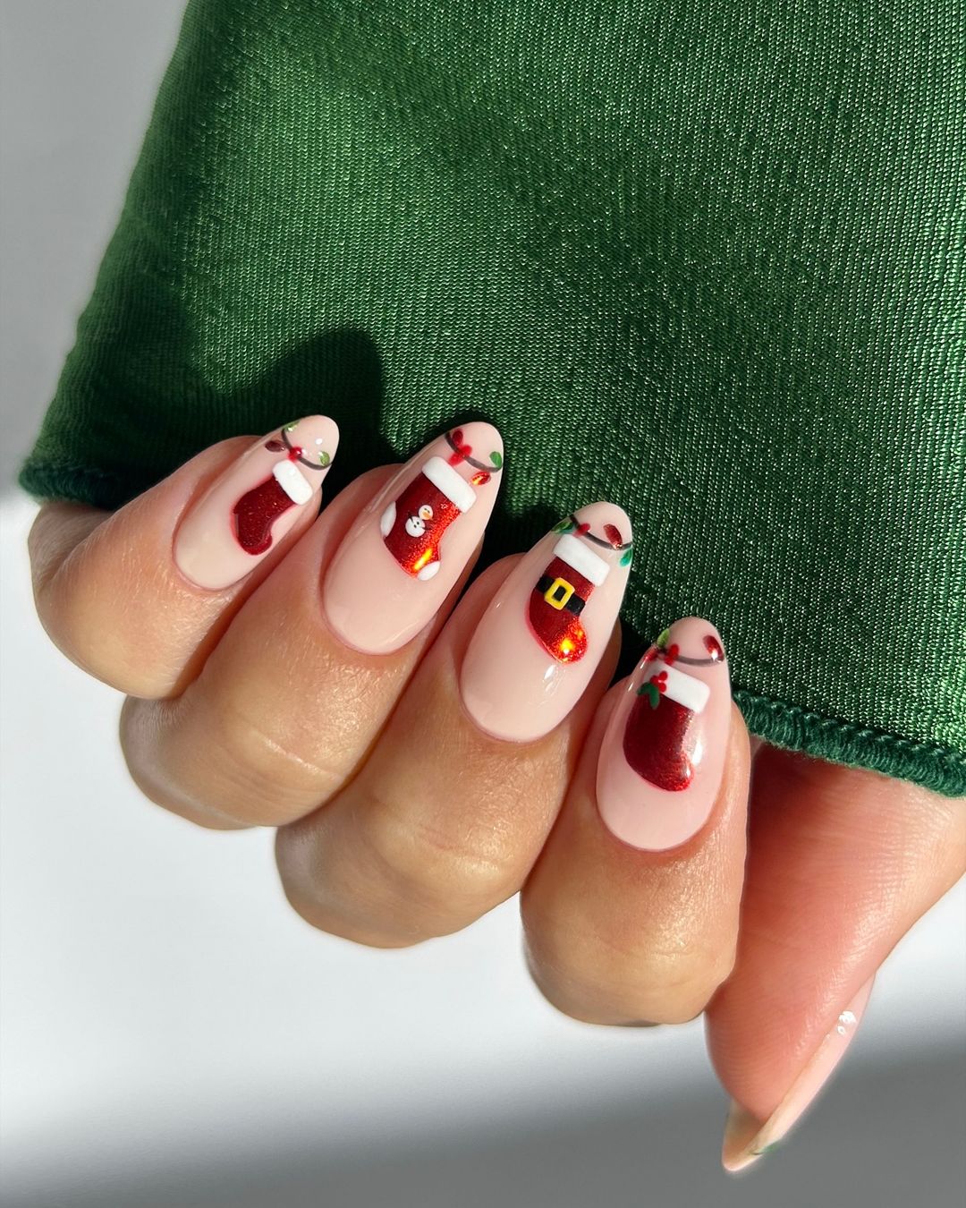 35+ Sparkly, Sweet, and Stylish Holiday Nails You’ll Obsess Over