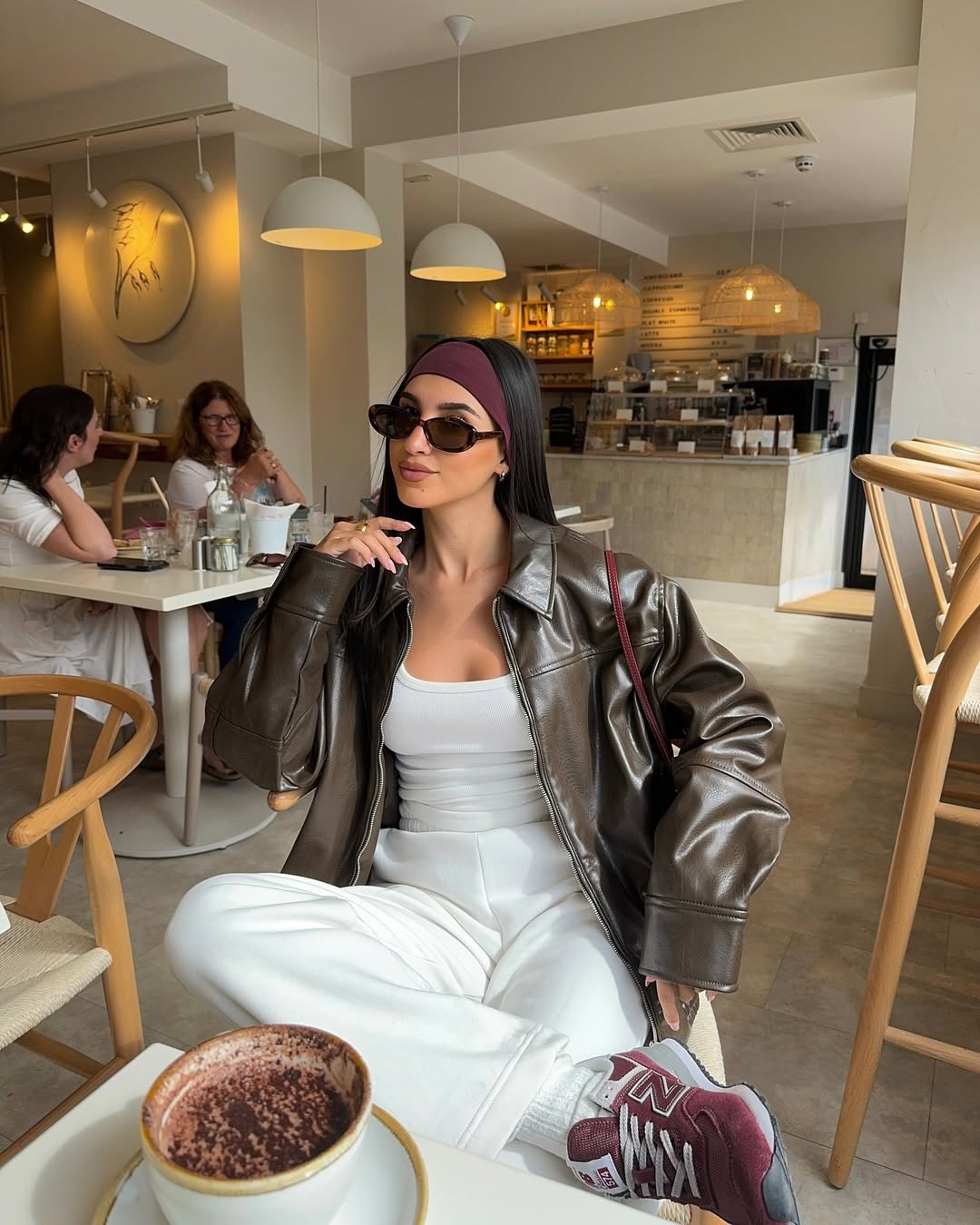 How to Style a Leather Jacket: 25+ Chic & Easy Leather Jacket Outfit ...