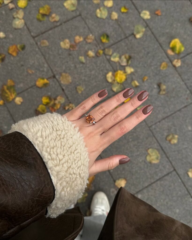 These 25+ Short Fall Nails Are the Chic Upgrade You Need